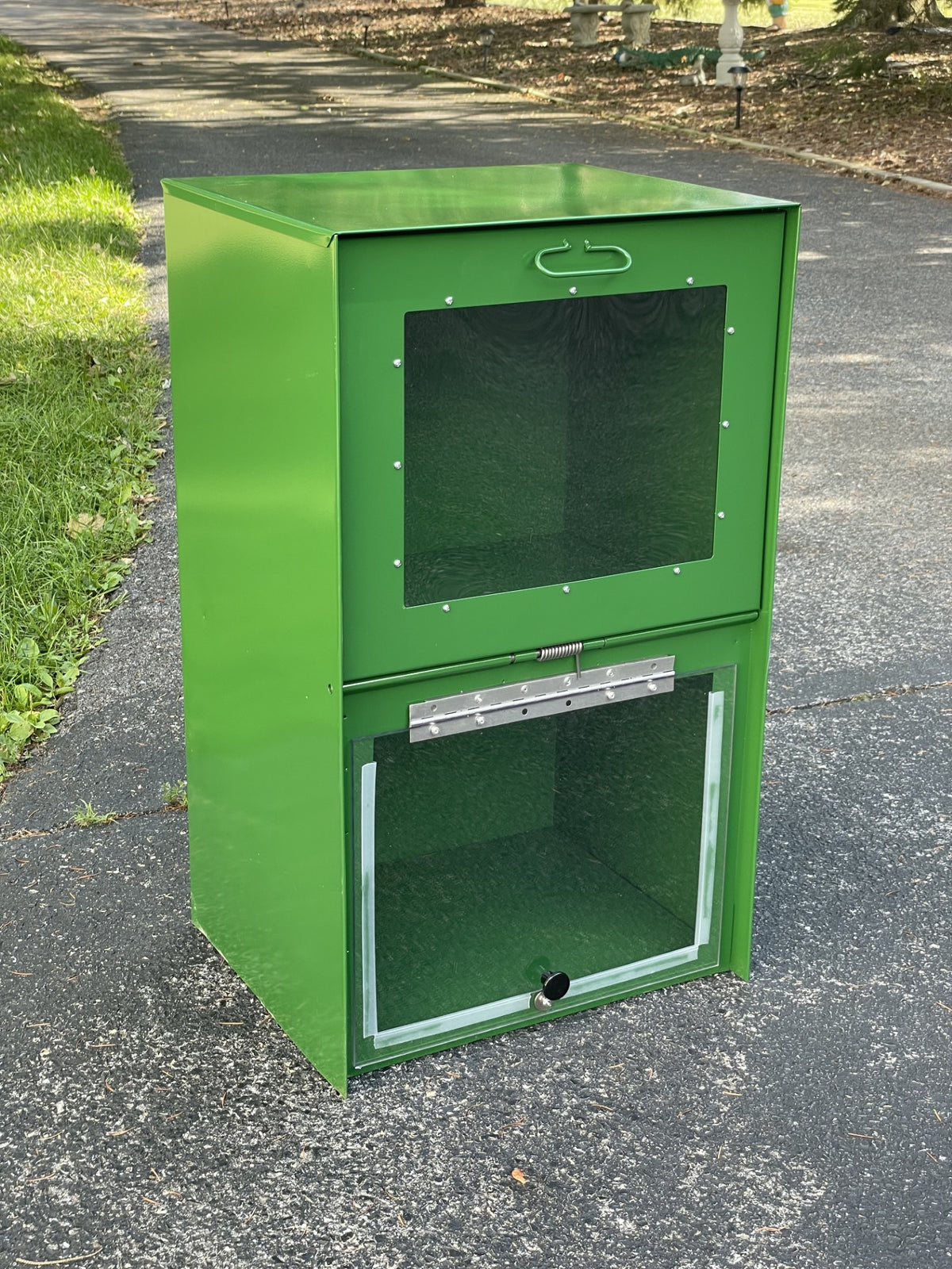 Newspaper Box (No Decals) – Impact Racks